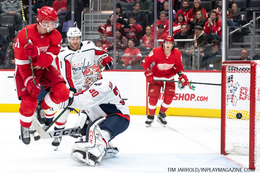Red Wings November 30 2019 Gallery - In Play! magazine