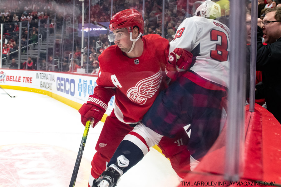 Red Wings November 30 2019 Gallery - In Play! magazine