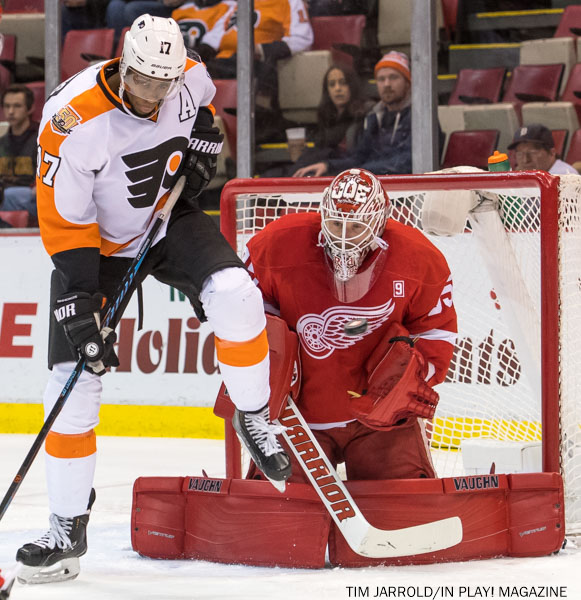Detroit Red Wings vs Flyers - PIX - In Play! magazine