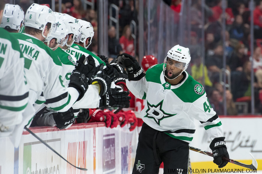 RED WINGS CLAIM GEMEL SMITH FROM TAMPA BAY - In Play! magazine