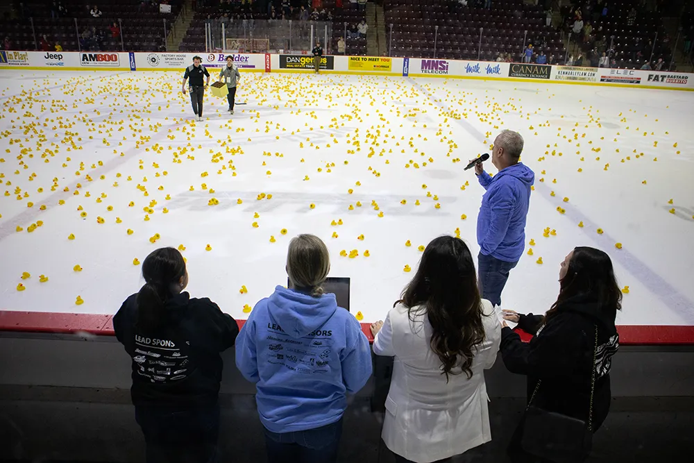 HOSPICE RUBBER DUCK DROP A SOARING SUCCESS - In Play! magazine